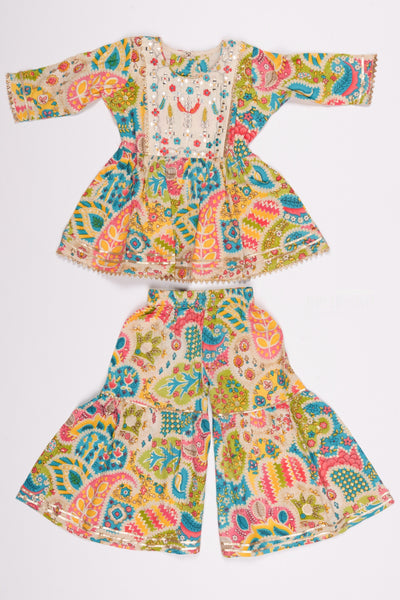 Fashionable Girls Kurti and Gharara Collection | Stylish Kurti with ...